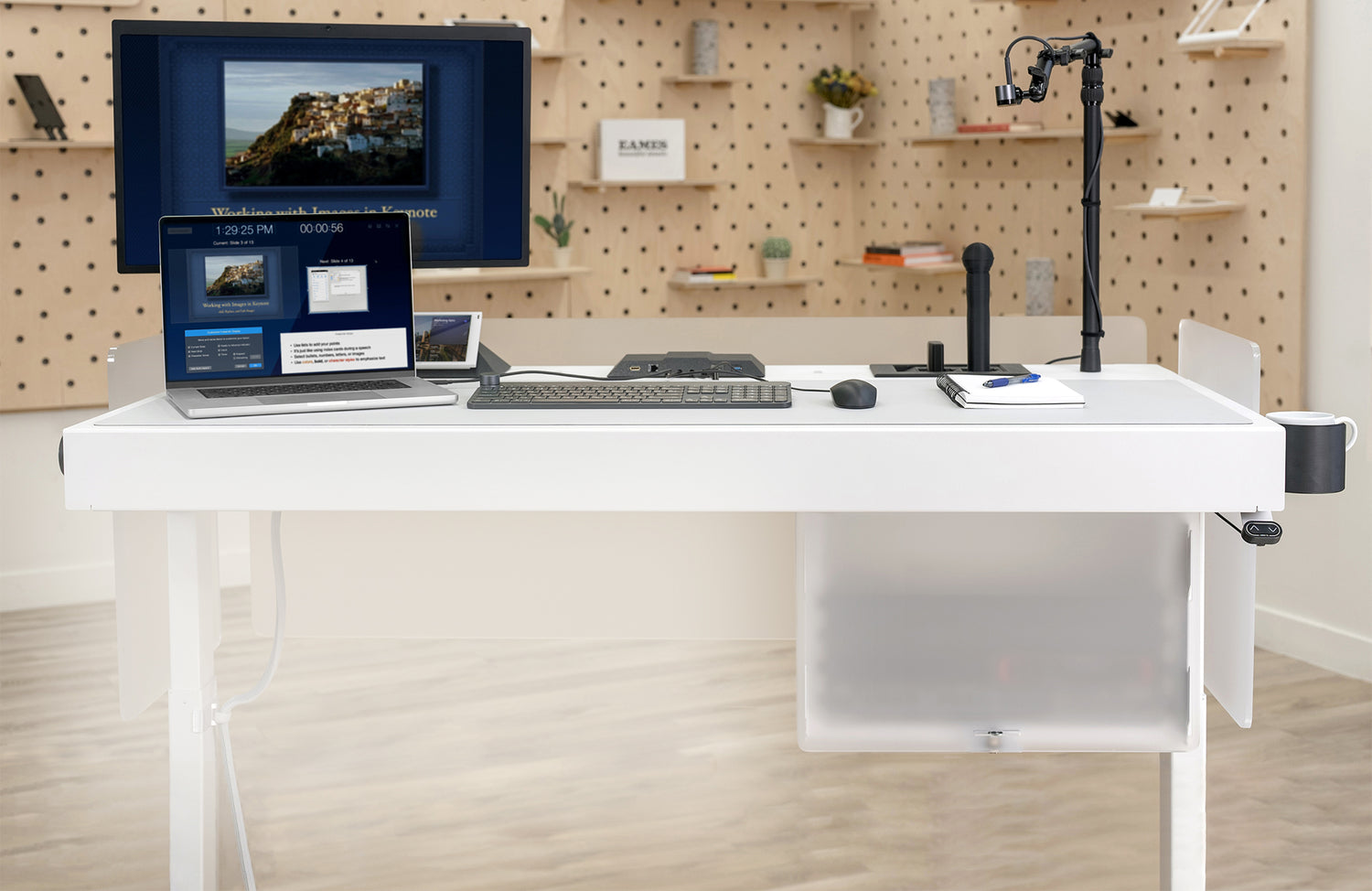 Heckler Lecterns: Modernize Your Classrooms & Teaching Environments