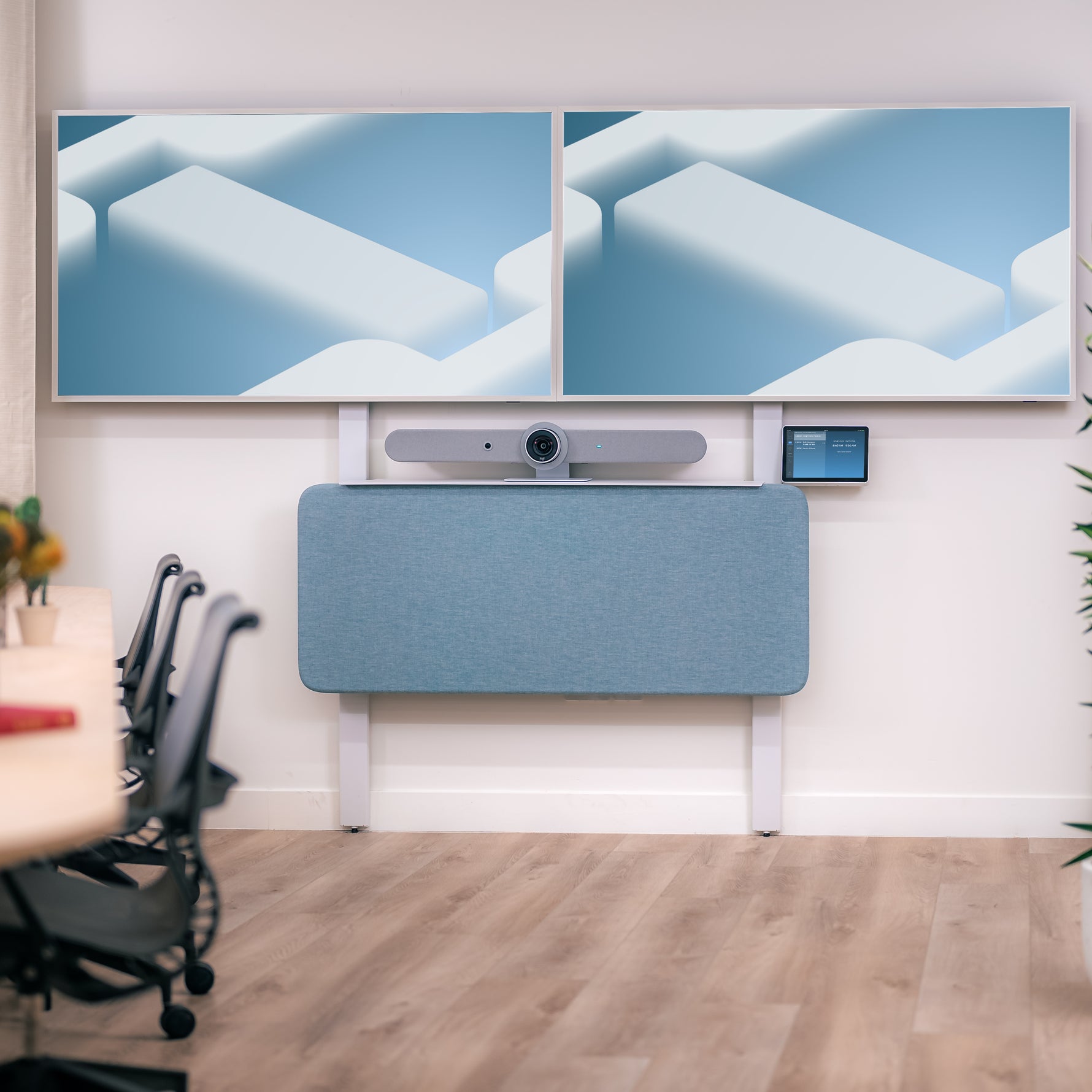 Dual Display Kit for AV Wall | Video Meeting Hardware | Heckler