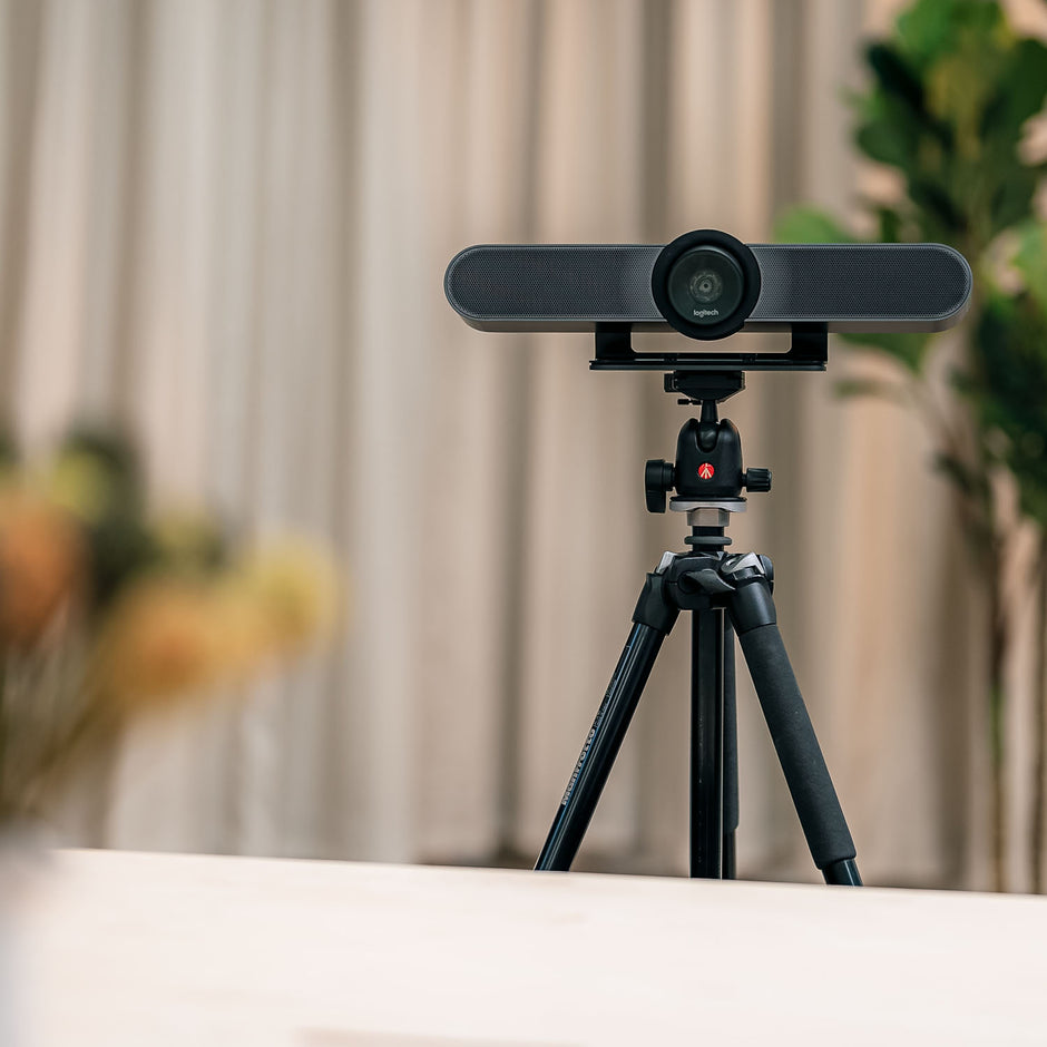 Hardware & Mounting Solutions for Logitech Cameras & Controllers – Heckler